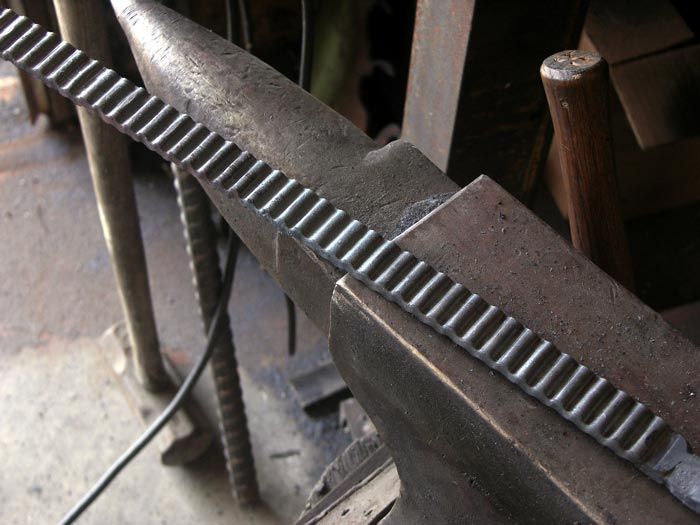 Ladder pattern Damascus? | BladeForums.com