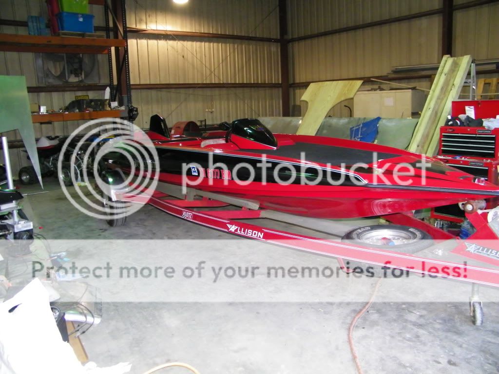 really good looking Allison xb2002 bassracer..... 680-700lbs with a ...