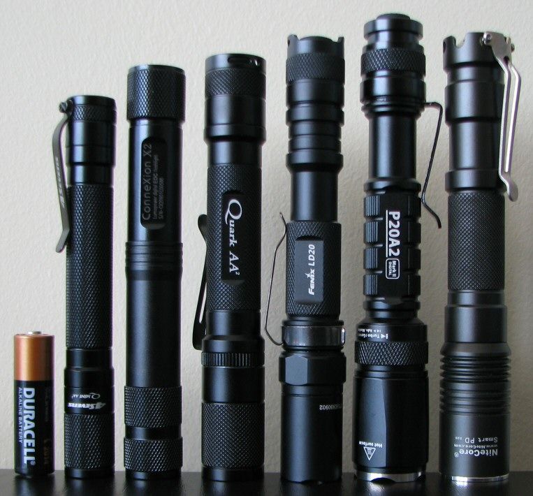 4Sevens Quark Mini AA-2 (XP-G R5) Review: RUNTIMES, BEAMSHOTS, and more ...