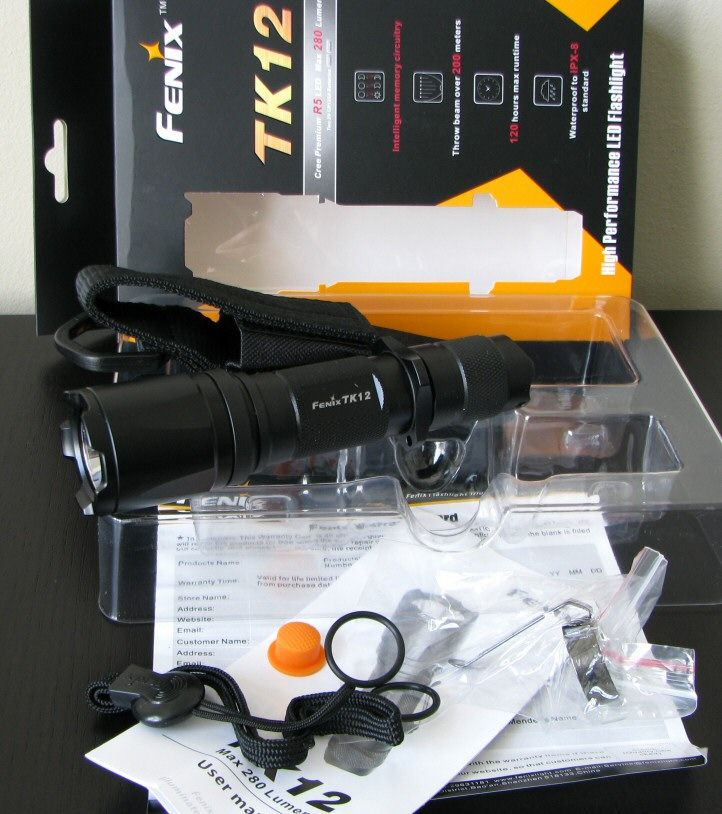 Fenix TK12 (XP-G R5) Review: RUNTIMES, BEAMSHOTS, PICS and more ...