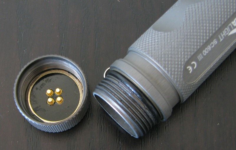 Zebralight SC600-III (XHP35, 1x18650) Review: RUNTIMES, BEAMSHOTS ...